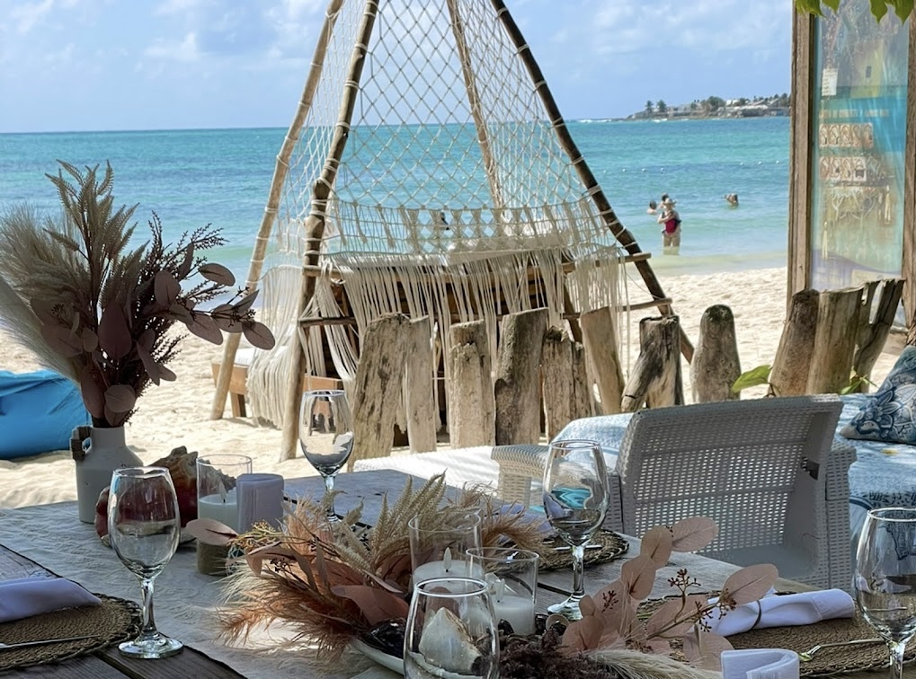 Namaste Beach Club en San Andres - VisitSanAndres Tours en San Andres